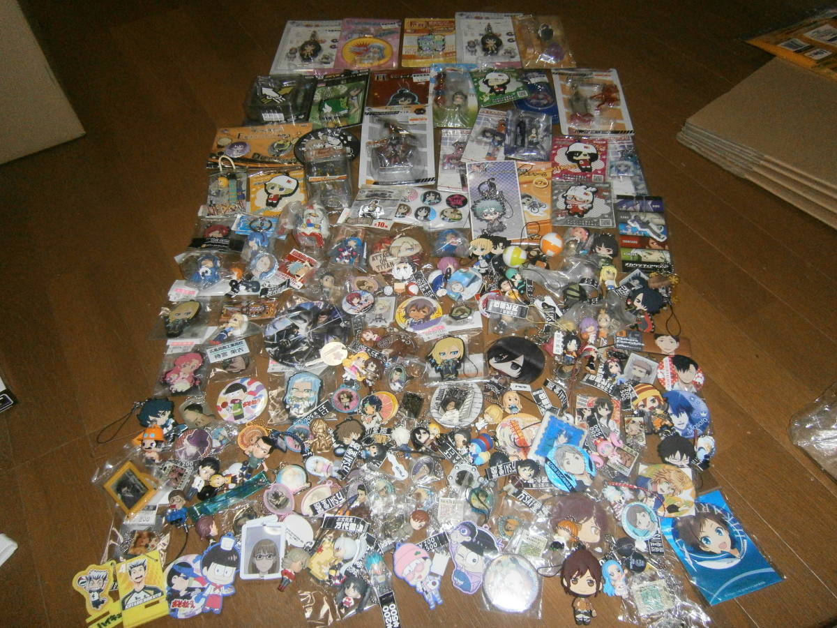 大量 キーホルダー ストラップ バッチ他 170点以上 まとめて セット 美少女 アニメ j75 80(コミック、アニメグッズ)｜売買されたオークション情報、yahooの商品情報をアーカイブ ...