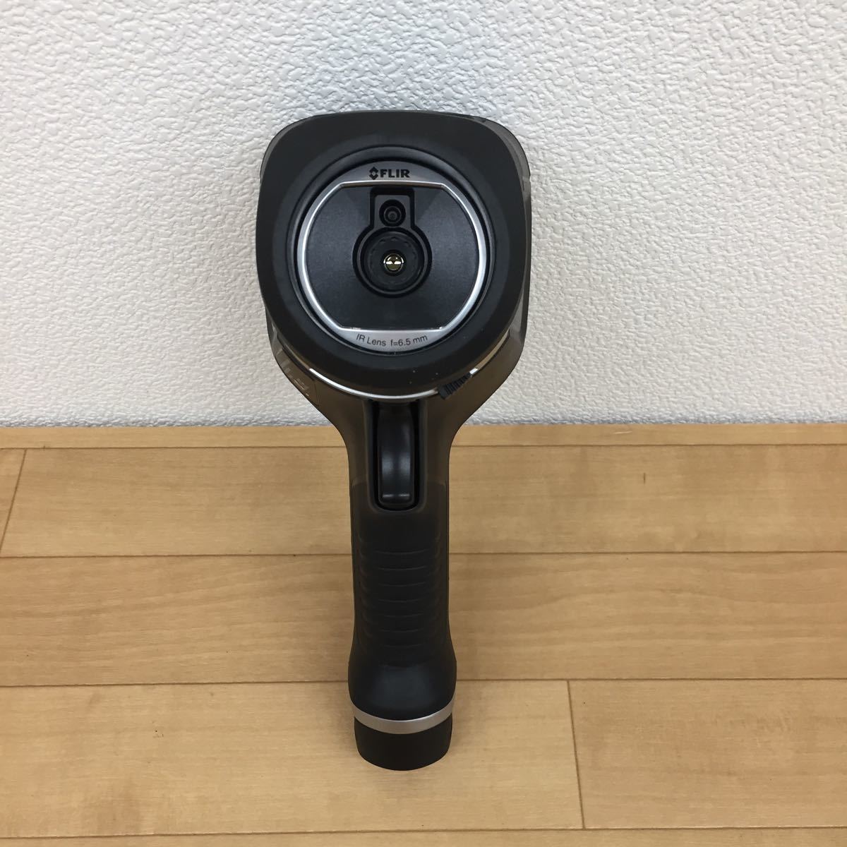 A51 FLIR 赤外線サーモグラフィーカメラ FLIR-E63900 T198547 EKMR20D(プロ用、業務用)｜売買された ...