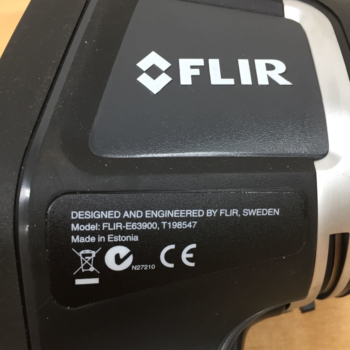 A51 FLIR 赤外線サーモグラフィーカメラ FLIR-E63900 T198547 EKMR20D(プロ用、業務用)｜売買された ...