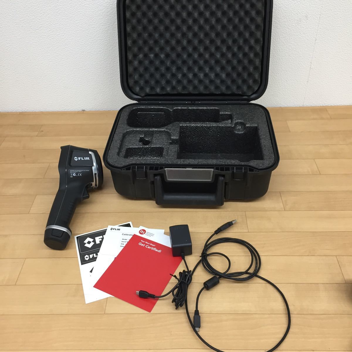 A51 FLIR 赤外線サーモグラフィーカメラ FLIR-E63900 T198547 EKMR20D(プロ用、業務用)｜売買された ...