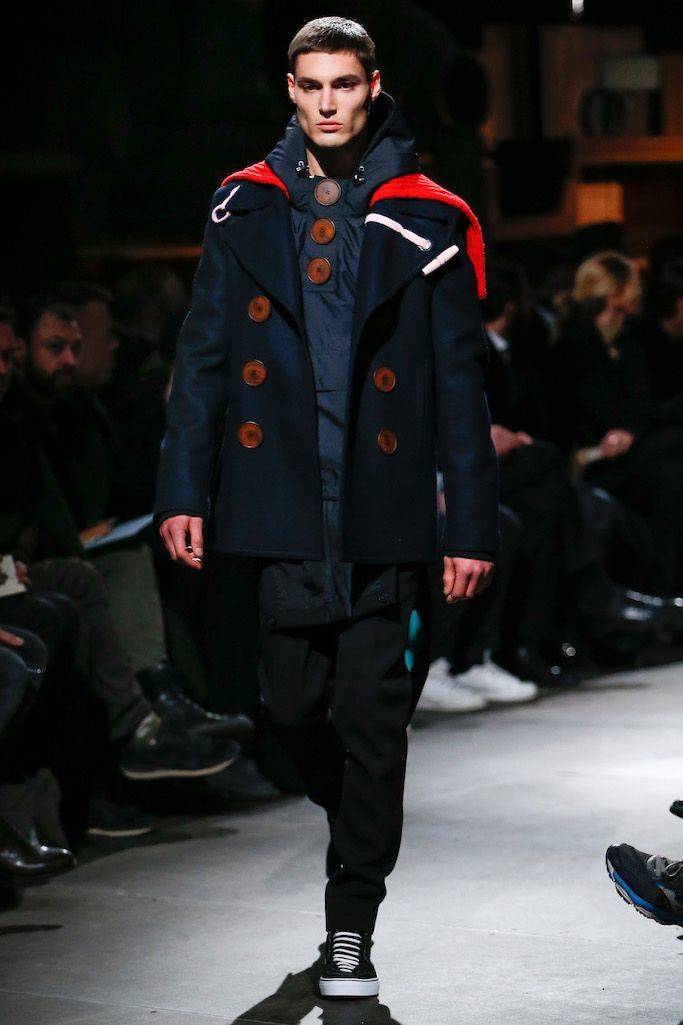 GIVENCHY 2017AWコレクションアイテム セーラーPコート 定価約40万 ジバンシー(男性用)｜売買されたオークション情報、yahooの商品情報をアーカイブ公開 - オークファン ...