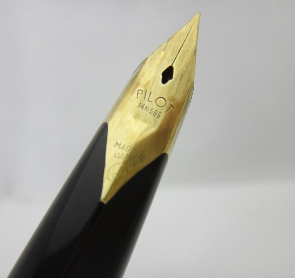 1000 PILOT パイロット 14K GB-500 ボディカラー/ブラック 万年筆1点 X033IY(パイロット)｜売買されたオークション情報、yahooの商品情報をアーカイブ公開 ...