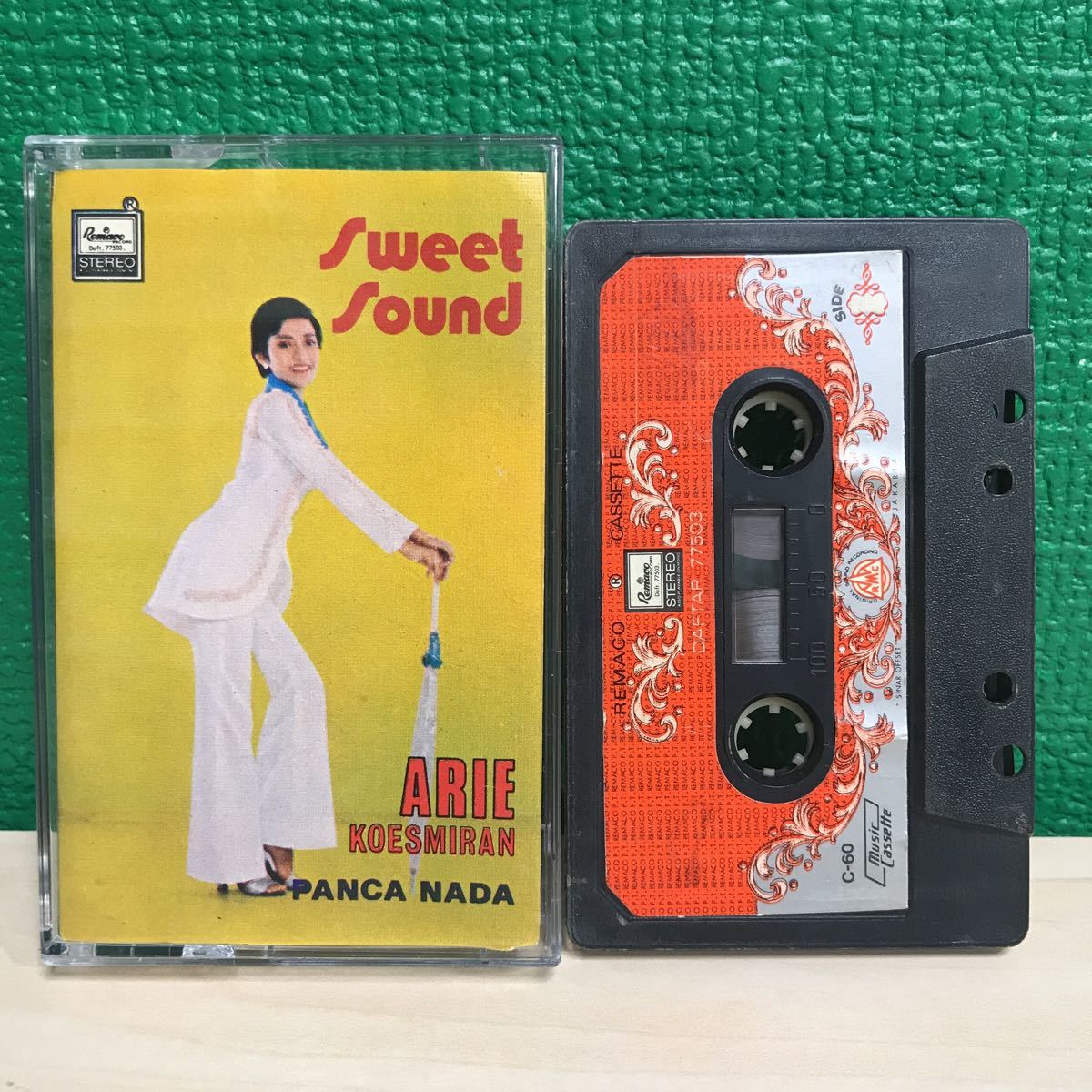 Arie Koesmiran Sweet Sound インドネシア Dara Puspita Lilis Suryani Tetty Kadi ...