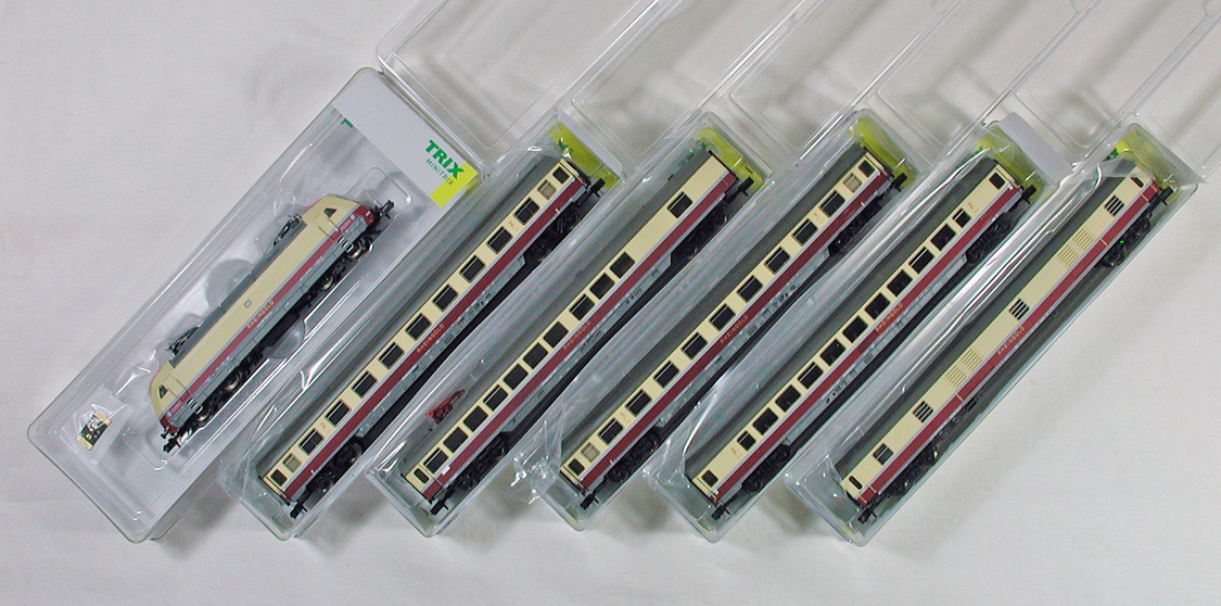 MINITRIX #16082.002 + #15860.002 DB-AG ドイツ鉄道 BR101型電機 ＋ 客車5輌 DCC仕様 気まぐれ ...