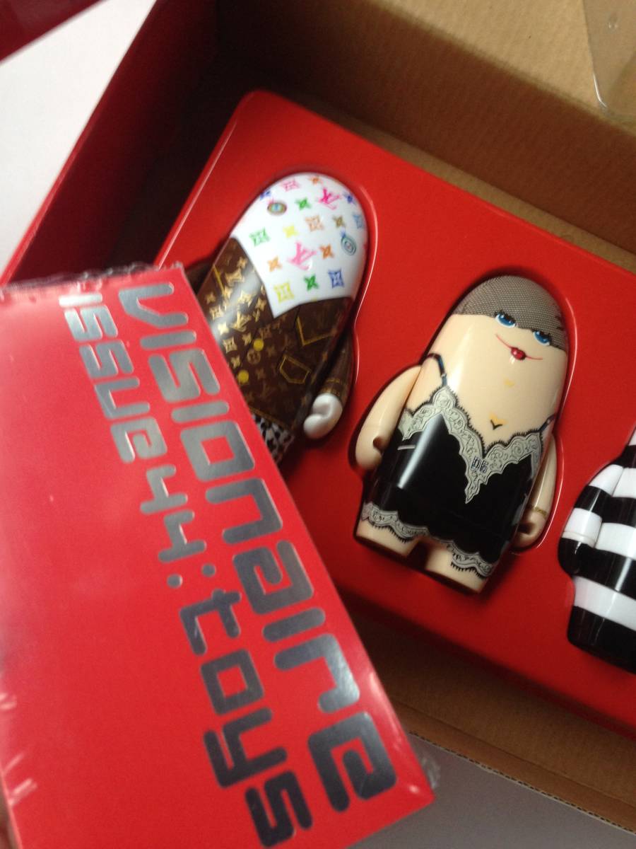 Visionaire 44 Toys Red Kidrobot Marc Jacobs Louis Vuitton Dolce ...