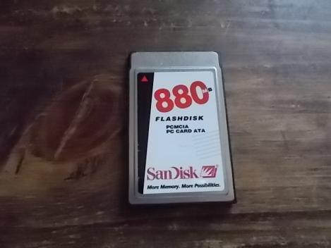 SanDisk PCMCIA FLASH DISK 880MB PC CARD ATA(PCカードメモリ)｜売買されたオークション情報 ...
