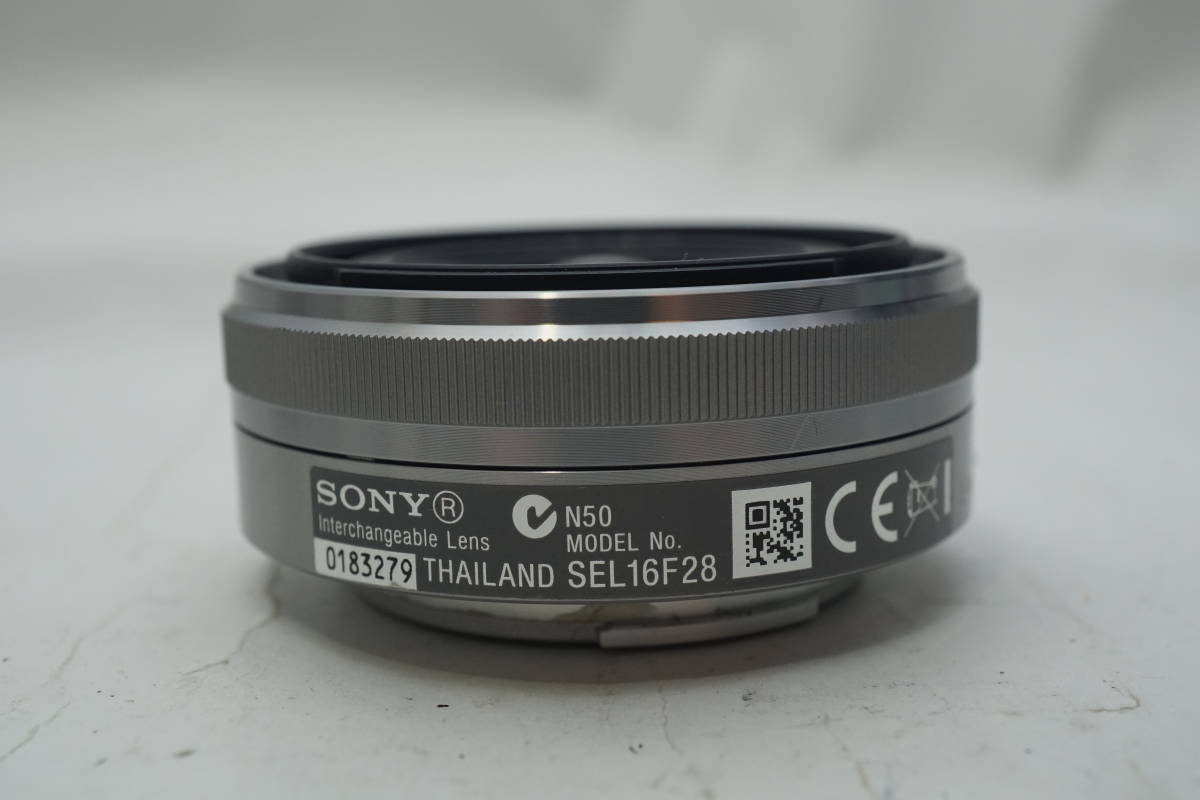 級 SONY SEL16F28 16mm F2.8 ソニー 広角単焦点レンズ Eマウント α ミラーレスカメラ NEX α6000 シリーズ ...
