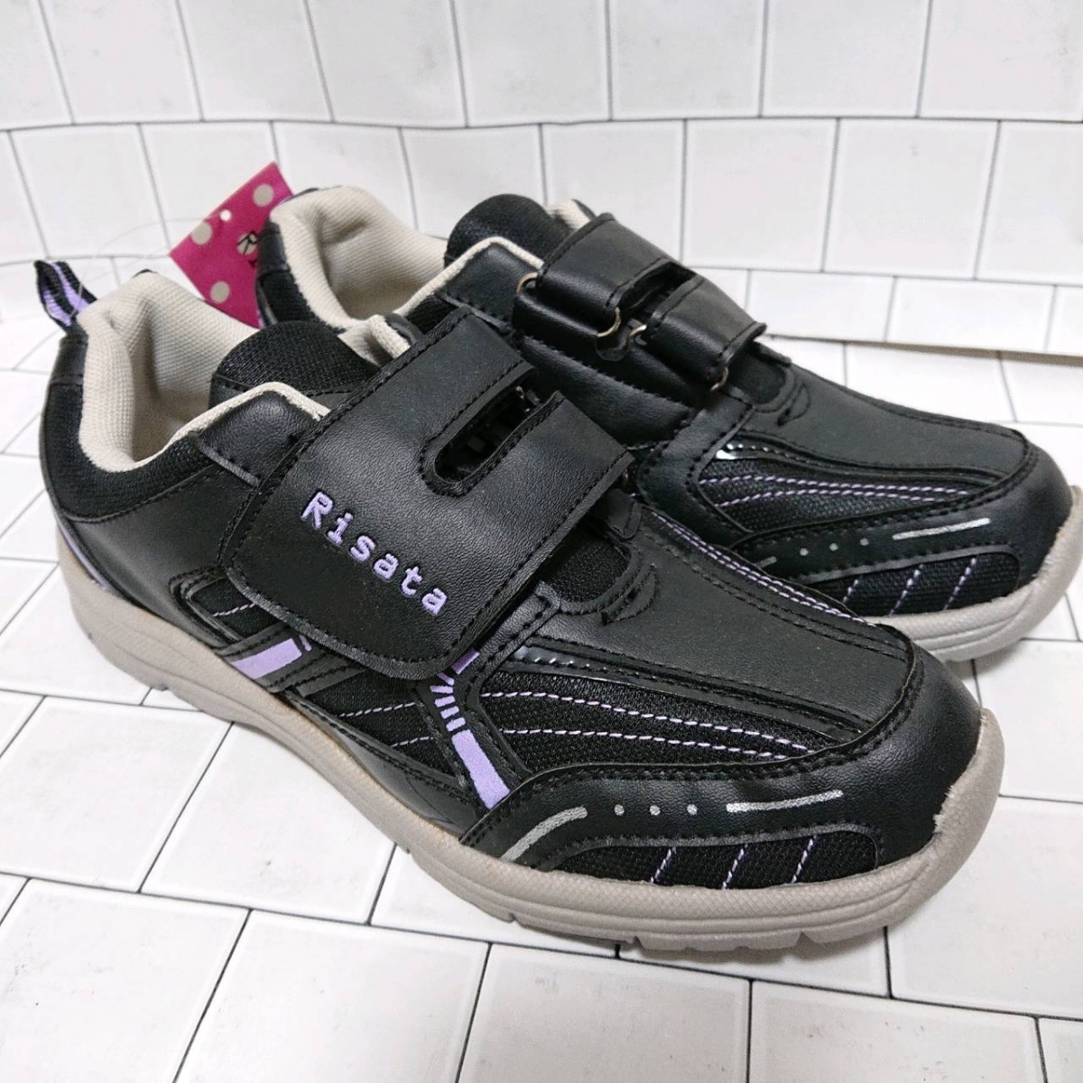 Risata 24.5cm 軽量 スニーカー ウォーキングシューズ ブラック パープル レディース 靴 くつ 婦人 女性 X055(ウォーキングシューズ)｜売買されたオークション情報 ...