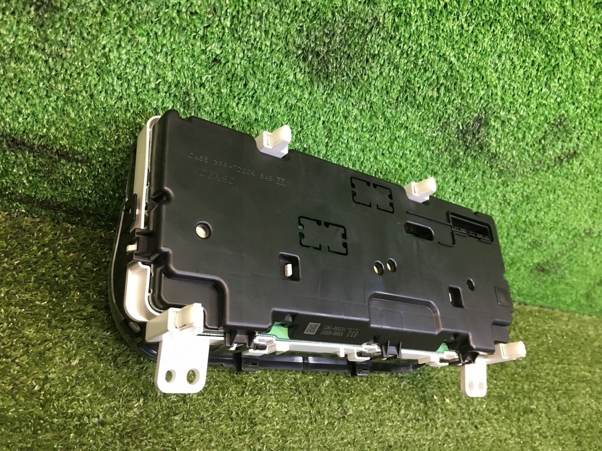【M管理59799 H22 ミラココア L675S】★CVT スピードメーター 走行 135，737km★エンジン:KF-VE 動作確認済｜ダイハツ用