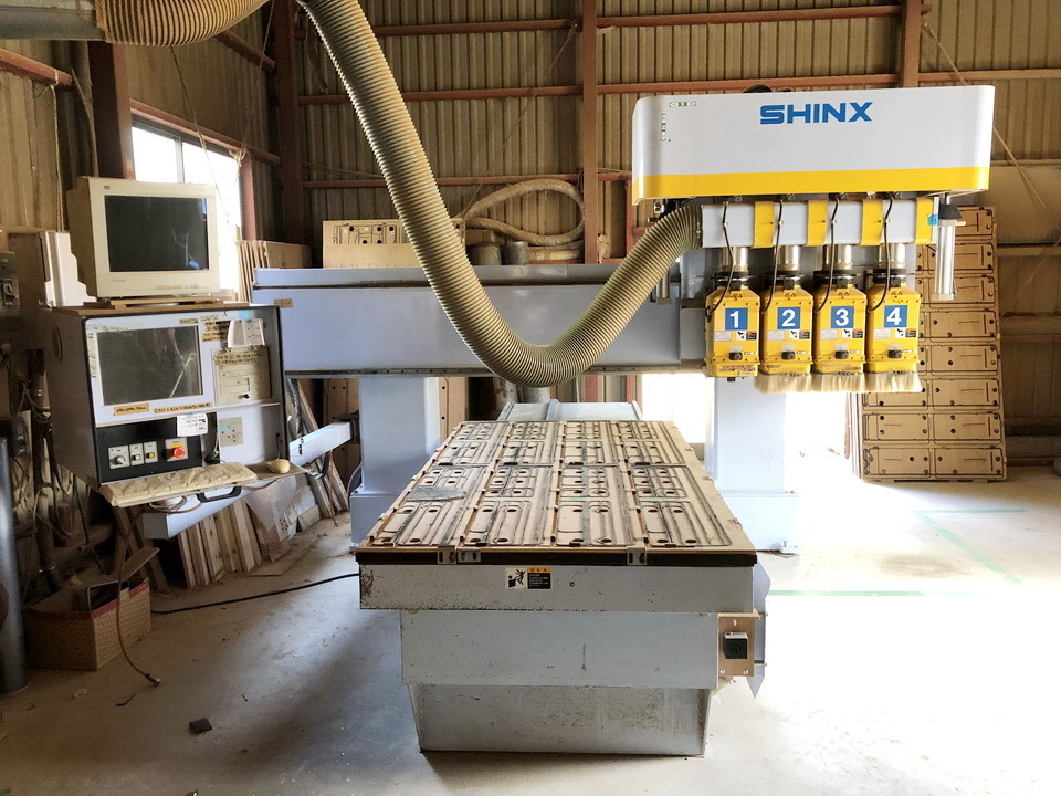 ヒ仲 12 シンクス/SHINX 4軸NCルーター NCマシン テーブル寸法：幅105×長さ210cm 木工機械 木工用切断機(切断機一般 ...