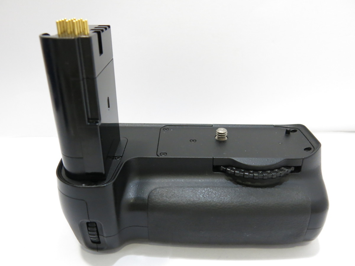 Nikon MB-D80 Multi Power Battery Pack D80用バッテリーグリップ ニコン MB826(ニコン)｜売買され ...
