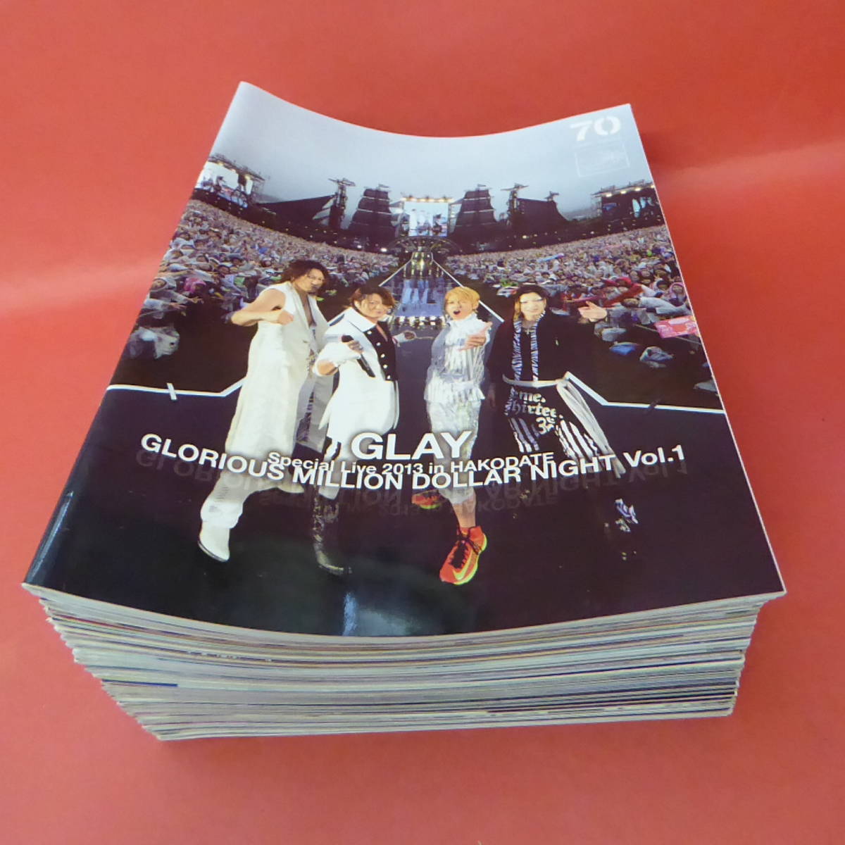 200924 GLAY ファンクラブ会報 No.44-70 まとめ売り27冊セット(GLAY)｜売買されたオークション情報、yahooの商品情報をアーカイブ公開 - オークファン（aucfan ...