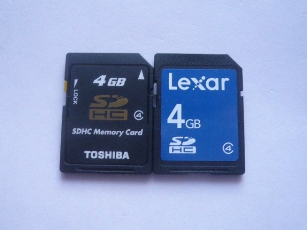 SDカード 4GB 2枚セット(4GB)｜売買されたオークション情報、yahooの商品情報をアーカイブ公開 - オークファン（aucfan.com）