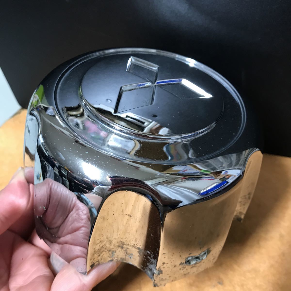 L111913 三菱 パジェロ ホイールセンターキャップ 1枚 MB816581(純正品)｜売買されたオークション情報、yahooの商品情報を ...