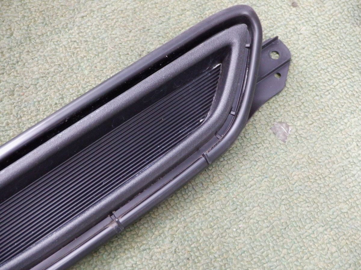 新車外し品 トヨタ純正 NGX10 NGX50 ZYX11 CHR C-HR 後期 リア フォグランプ カバー パネル 81481-10050 ...