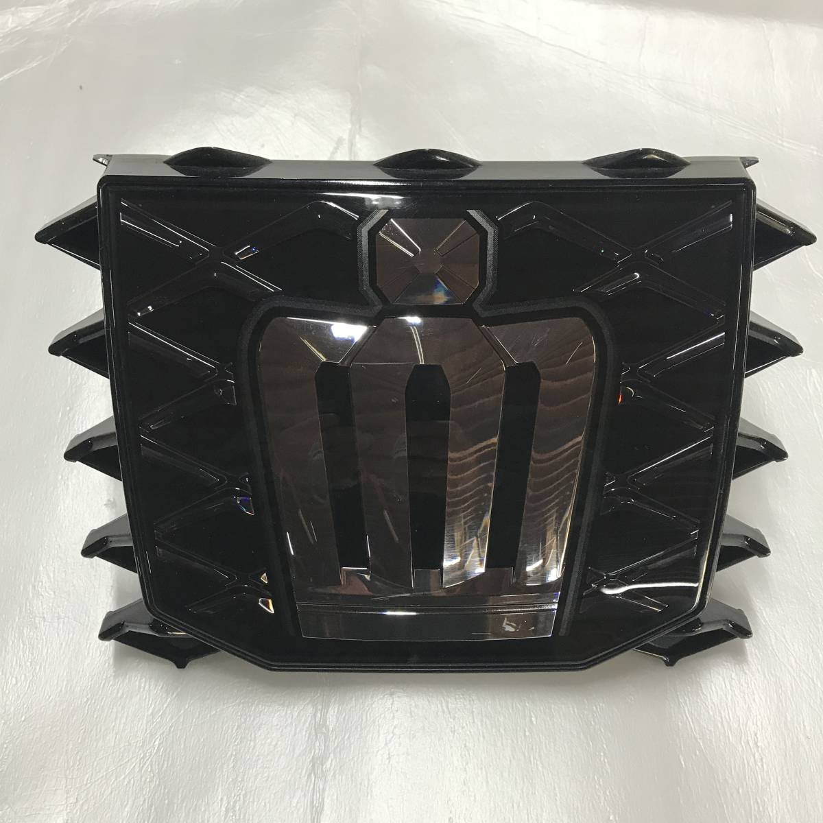 ARS210 後期 クラウン アスリート 純正 レーダーエンブレム プリクラッシュ(フロント)｜売買されたオークション情報、yahooの商品情報をアーカイブ公開 - オークファン（aucfan ...