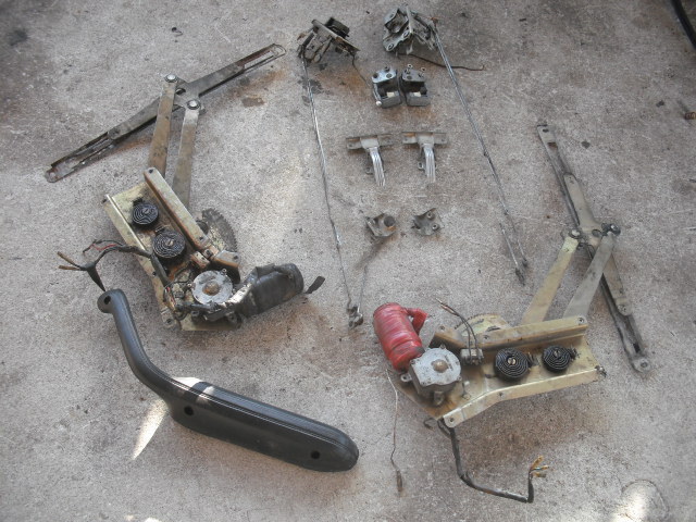 A531 M13P 13A マツダ ルーチェ ロータリークーペ LUCE ドアレギュレーター パワーウインドーモーター ドアロック ...