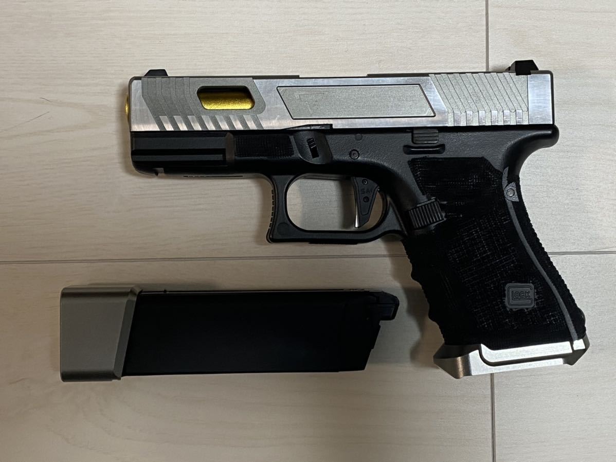 DOUBLE BELL グロック G19 GEN4 ガスガン TTIタイプ John Wick 2 カスタム シルバー(ガスガン)｜売買された ...
