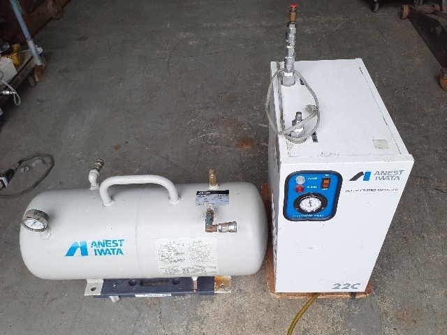 ANEST IWATA アネスト岩田 冷凍式エアドライヤ RDG-22C ＆ SAT-33H-100 空気補助タンク 動作良好(コンプレッサー)｜売買されたオークション情報、yahooの商品 ...