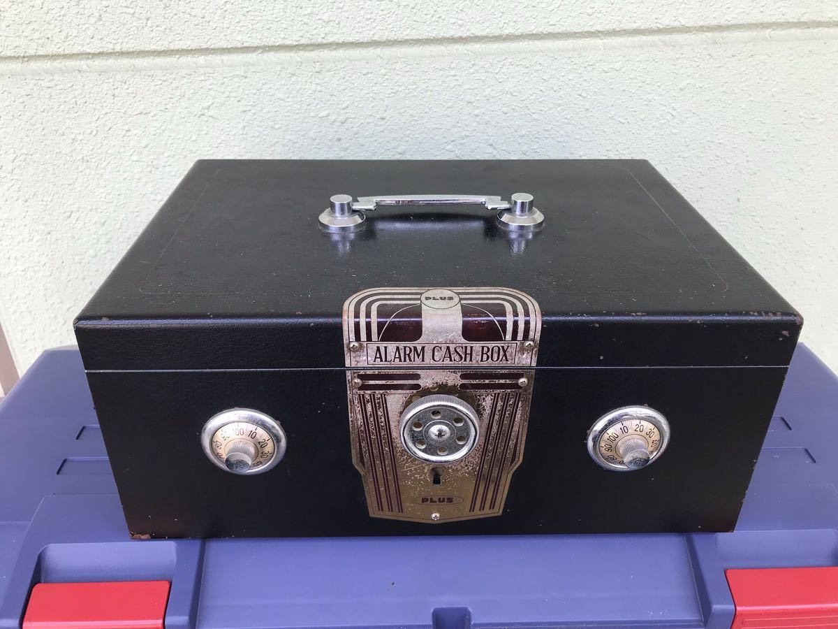 PLUS 手提げ金庫 キャッシュボックス レトロ ALARM CASH BOX プラス 昭和レトロ(金庫)｜売買されたオークション情報 ...