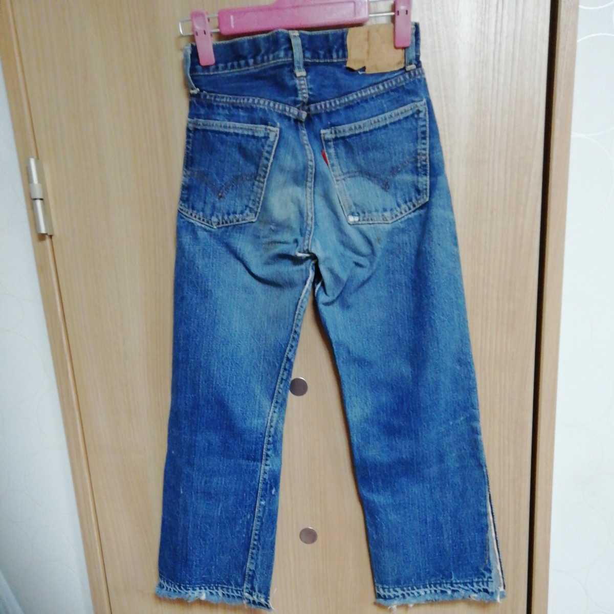 Levi''s 302Sタイプ 26X26 ダメージ有り ビンテージ 66前期 ビッグE XX 革パッチ(W27以下)｜売買されたオークション情報、yahooの商品情報をアーカイブ公開 ...