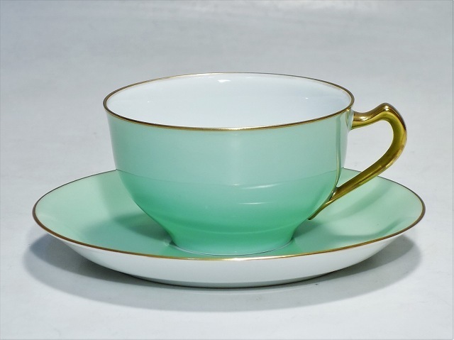 K01041 大倉陶園 OKURA オークラ 色蒔 ライトグリーン カップ＆ソーサー 1客 碗皿(大倉陶園)｜売買されたオークション情報 ...