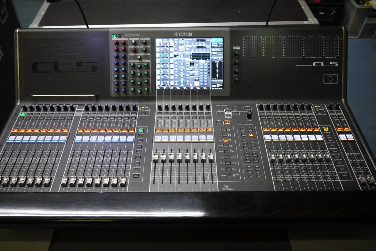 程度Good YAMAHA CL5 デジタルミキサー 手元明かりx2+フライトケース QL5 QL1 CL3 CL1(ミキサー)｜売買された ...