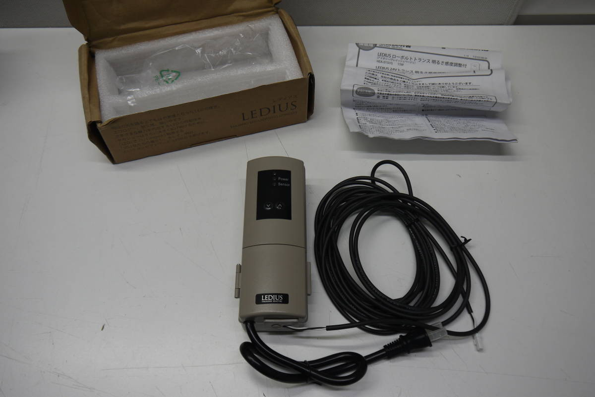 家電祭 タカショー LEDIUS ローボルトトランス HEA-015G 15W グレイッシュベージュ 通電のみ確認済 外箱書込みとダメージあり(照明)｜売買されたオークション情報、yahooの ...