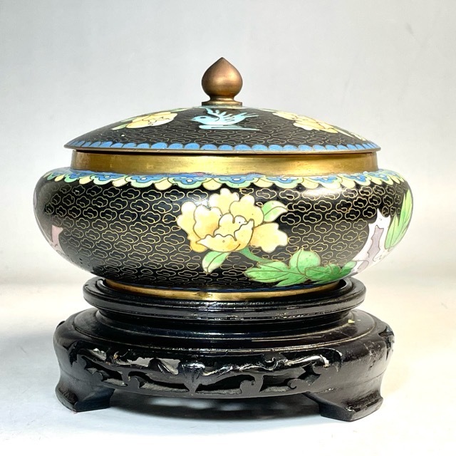 JINGFA 王去 七宝焼 花鳥図 蓋付 鉢 木製台座 中国美術 小物 収納 EC192(その他)｜売買されたオークション情報、yahooの商品情報をアーカイブ公開 - オークファン ...