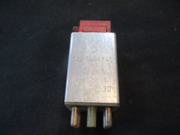 ベンツ W126 オーバーロード プロテクション リレー 1265404745 部品取あり オーバーボルテージリレー OVP W201 ...