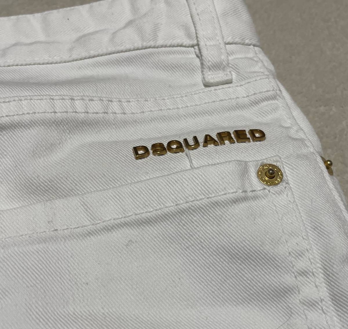 DSQUARED2 ハーフ DSQUARED ディースクエアード メンズ 46 パンツ デニム ホワイト 白 ボトムス ショート スタッフインターナショナル(その他)｜売買されたオークション ...
