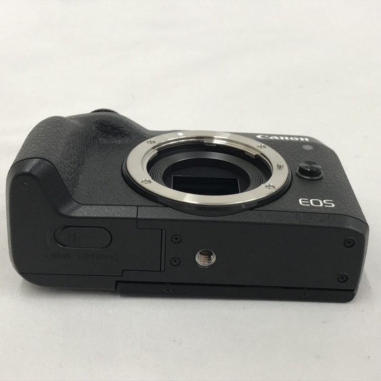 1583492 キヤノン Canon EOS M6 Mark II + マウントアダプター EF-EOS M + ビューファインダー EVF-DC2 通電未確認(キヤノン)｜売買された ...