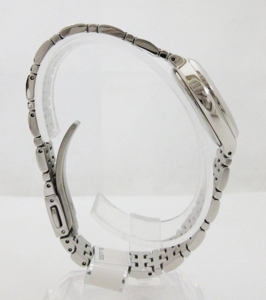 L05-001 ソーラー 腕時計 EW2430-57A/E011-T022774 シチズン エクシード エコドライブ レディース トノー型 ...