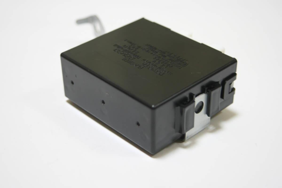 純正 OEM トヨタ 81980-0C010 ターンシグナルフラッシャー セコイア ツンドラ-(トヨタ用)｜売買されたオークション情報 ...