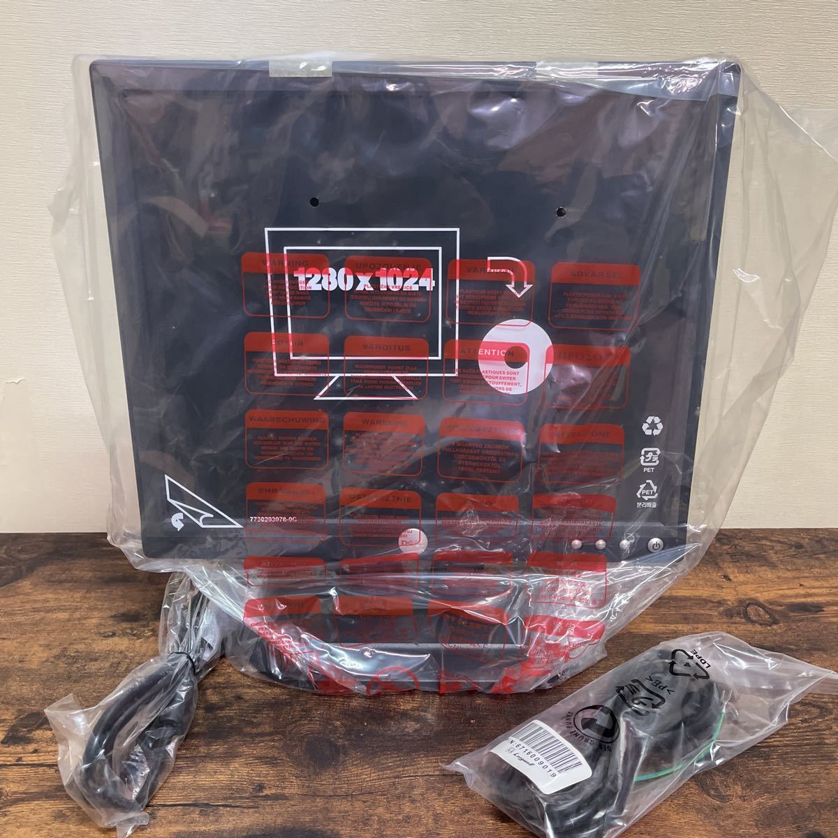 DELL デル ディスプレイ E172FP 17 インチ 液晶 モニター PC 本体 接続 AC ケーブル 付 品(17インチ～)｜売買された ...