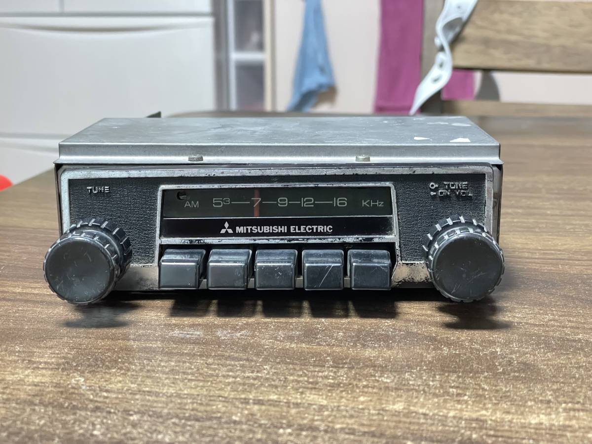 三菱 ジープ J50系J54 純正AMカーラジオチューナー AR-6400SJ 24V(チューナー)｜売買されたオークション情報、yahooの ...