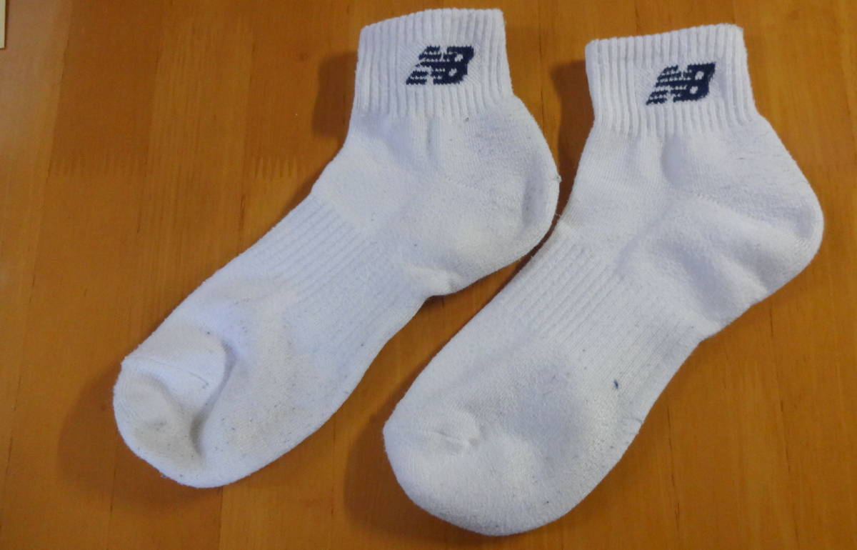 JC／JK NB／ニュ－バランス白ソックス／スク－ル/23-/24/25(靴下)｜売買されたオークション情報、yahooの商品情報をアーカイブ ...