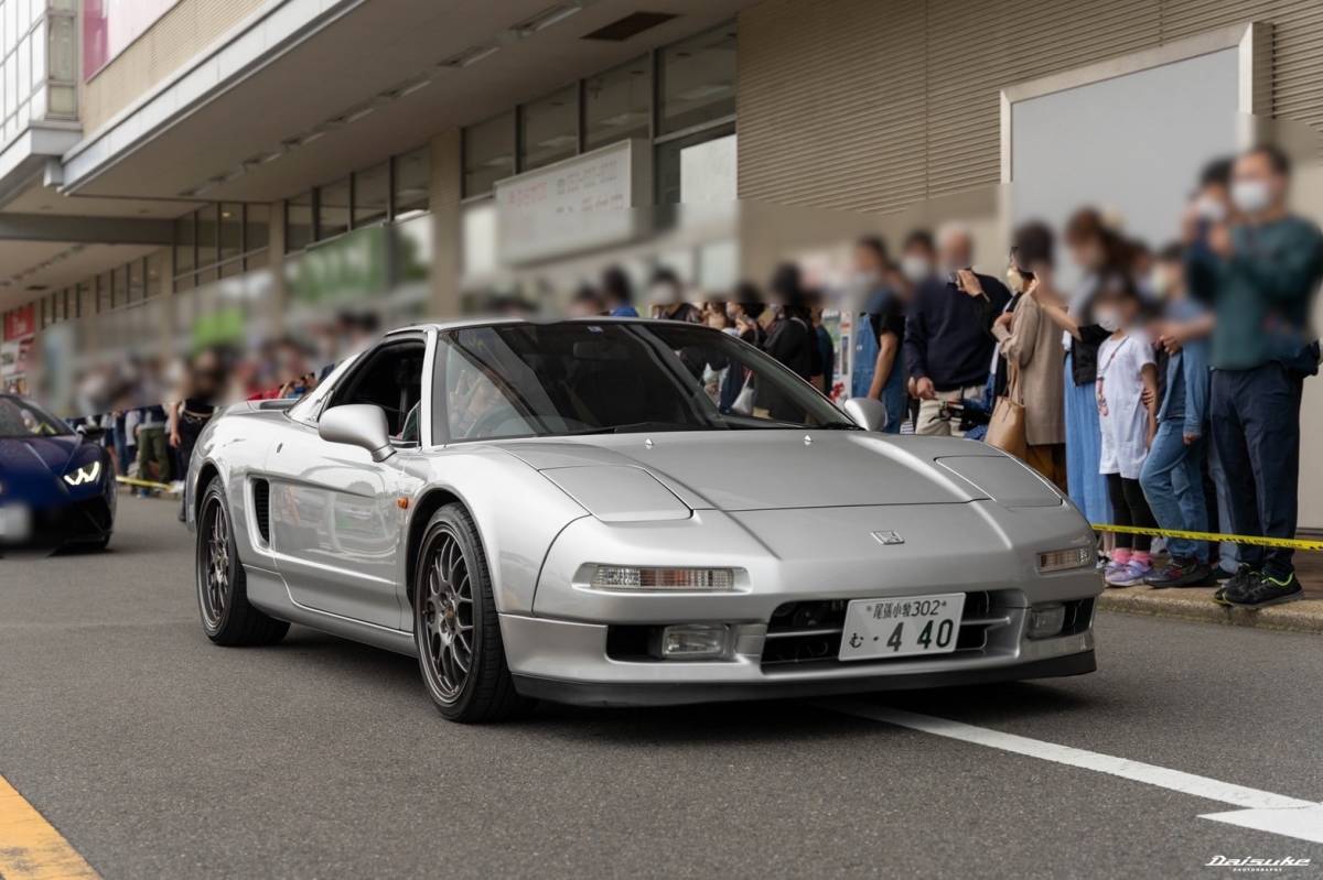 ホンダ NSX NA1 5MT H3年式 同色全塗装済みセブリングシルバー 19万キロ時クラッチO/H メーターO/H 社外パーツ多数(NSX ...