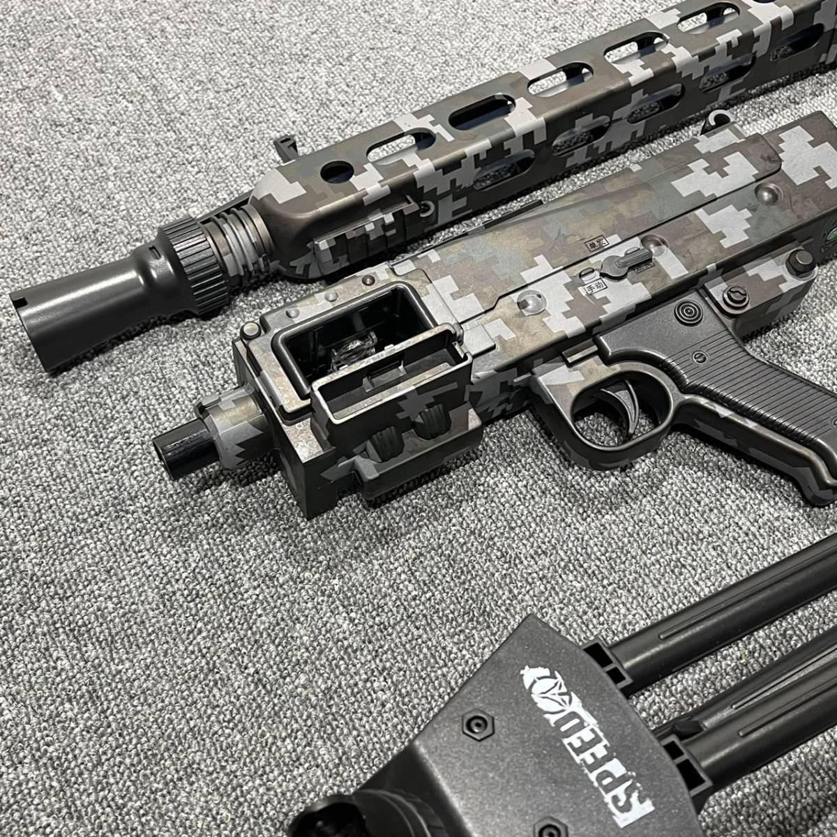日本国内発送 品 MG3 MG42風 スポンジダーツ フルオート電動排莢トイガン エアガン ブラスター 互換性ナーフ NERF(エアガン ...