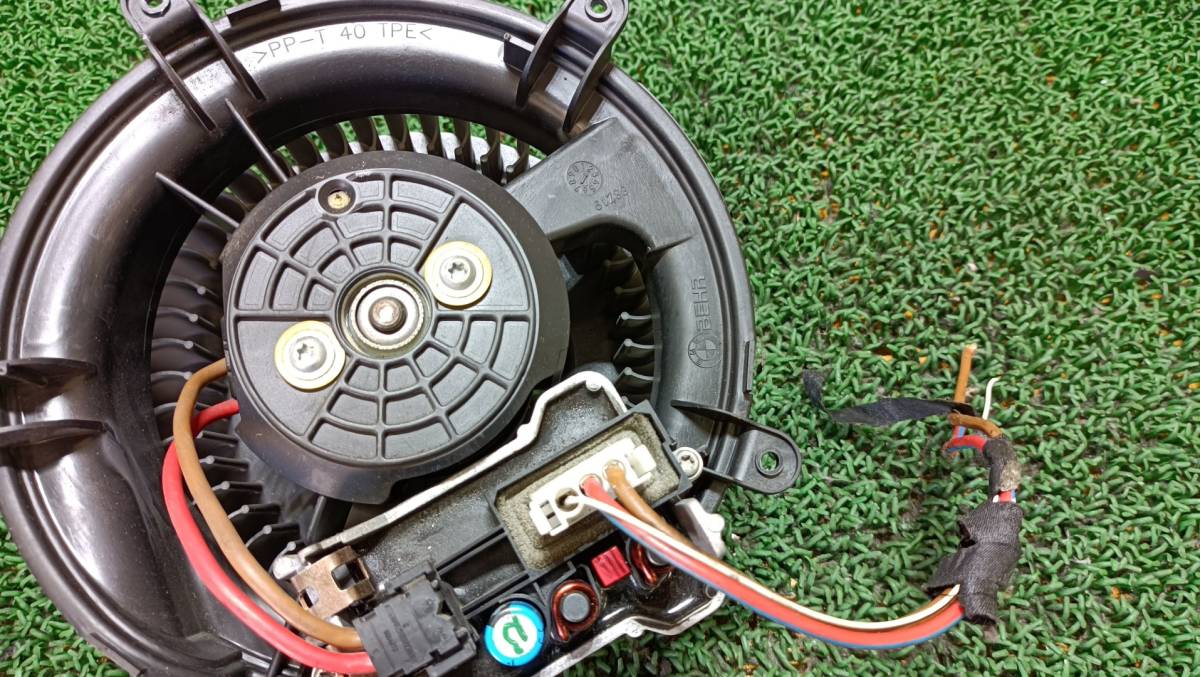 BMW 740i E65 ABA-HL40 ヒーターブロアモーター 64116913402 H18年 走行81672km C198-062(BMW用)｜売買されたオークション情報、yahooの ...