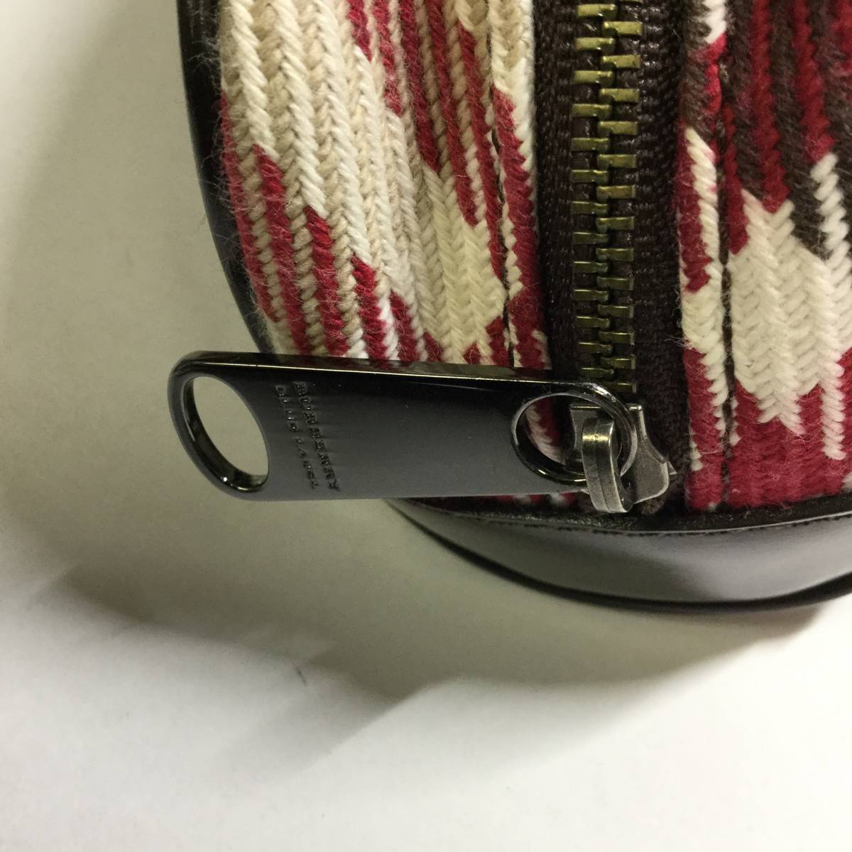 BURBERRY バーバリー ブルーレーベル BLUE LABEL 小物入れ ポーチ(ポーチ)｜売買されたオークション情報、yahooの商品情報をアーカイブ公開 - オークファン（aucfan ...