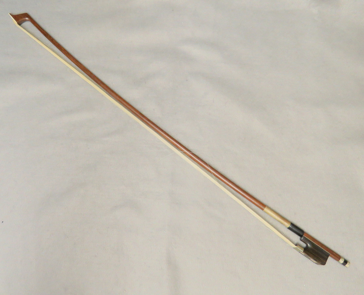 チェロ弓 71.5cm 82g(チェロ)｜売買されたオークション情報、yahooの商品情報をアーカイブ公開 - オークファン（aucfan.com）