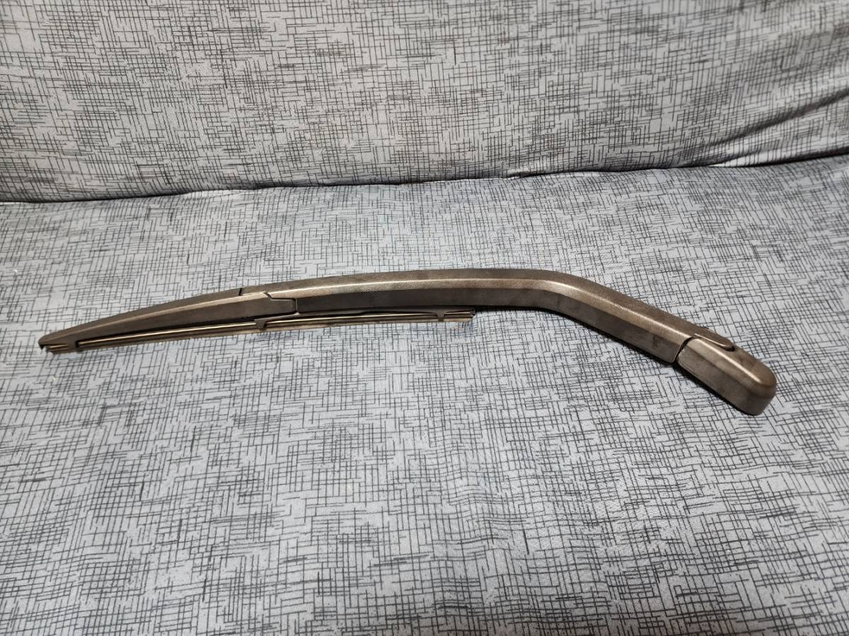 ダイハツ タントカスタム L350 純正 リアワイパー PET-GF45(ブレード)｜売買されたオークション情報、yahooの商品情報を ...