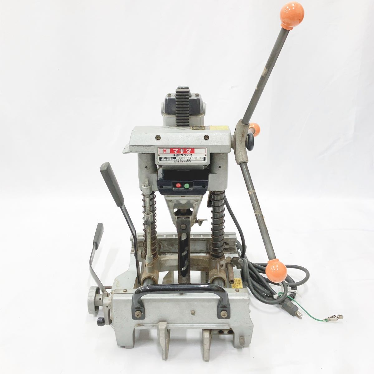 makita マキタ 7304 手動カクノミ 角ノミ 角のみ 木工 穴あけ 100V 50/60Hz 電動工具 R尼0420(切断機一般 ...