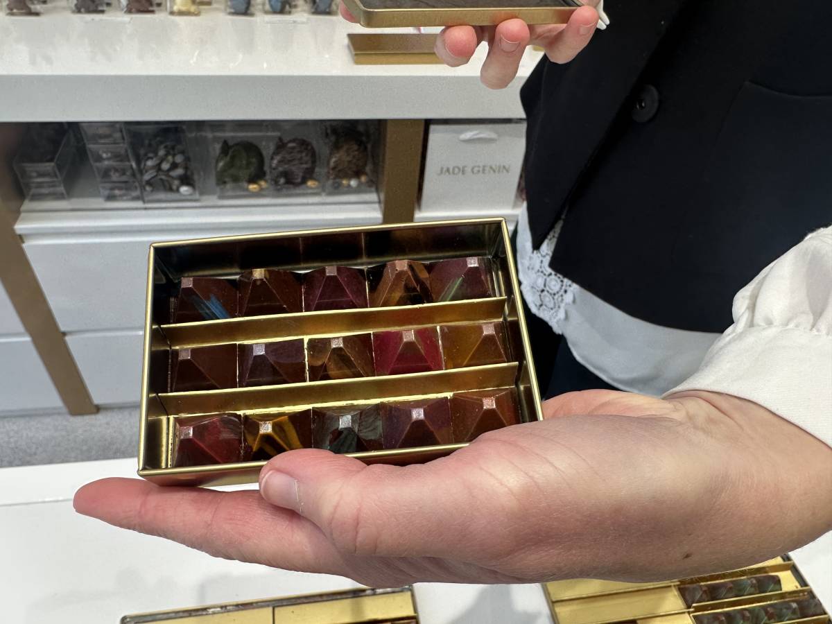 日本未上陸 Jade Genin ジェイドジュナン プラリネ15個入り チョコレート(チョコレート)｜売買されたオークション情報、yahooの ...