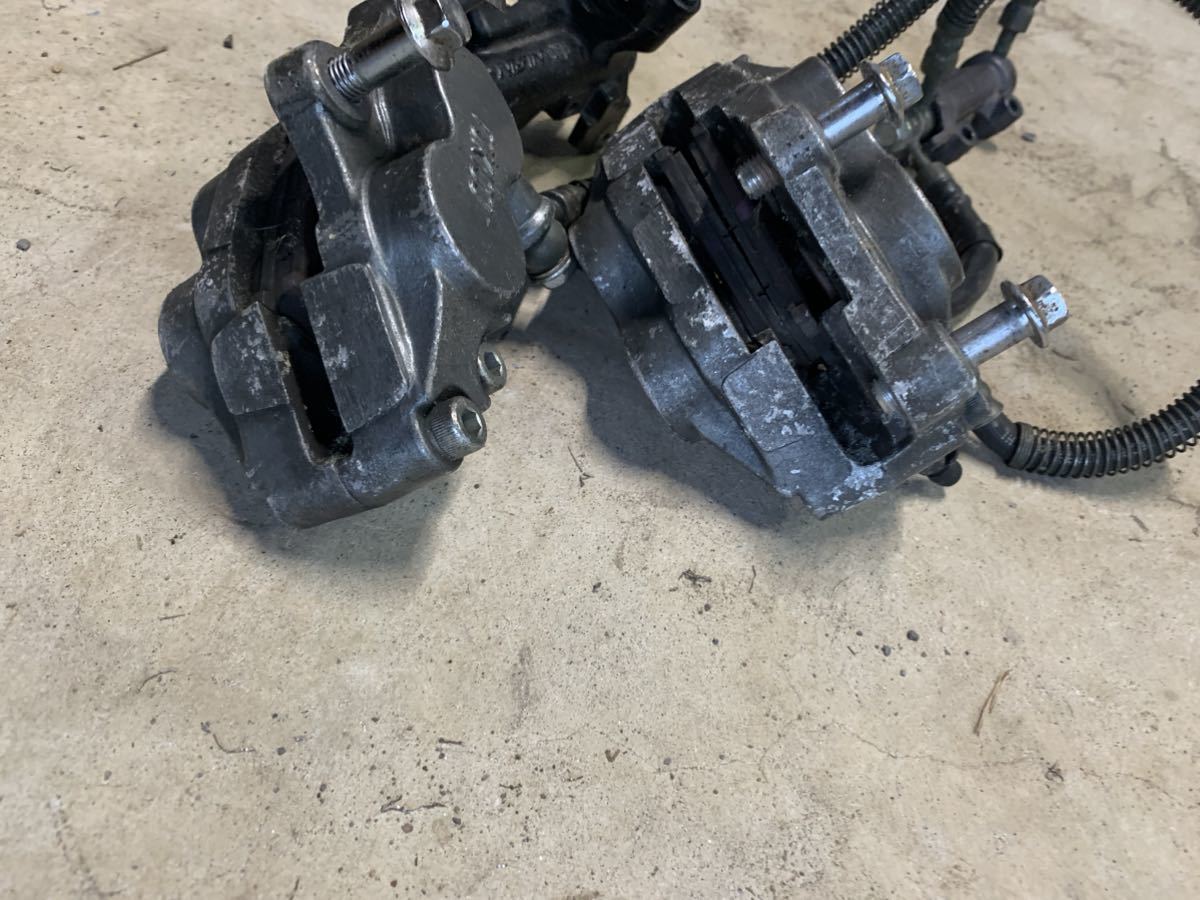 ZZR1100-D フロントキャリパー ZX-11 マスターシリンダー 検＞ZX11 GPZ900R ZZR400ゼファー1100 GPZ1000RX ZX10 ZRX1100 ZRX1200 ...