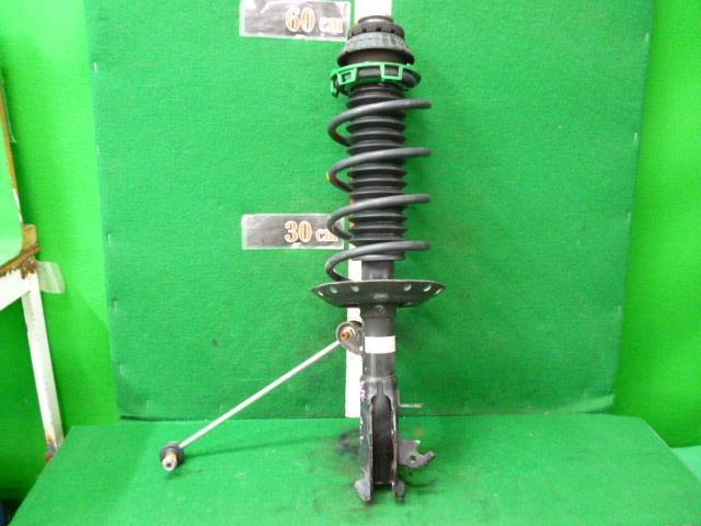 フィット DAA-GP5 左Fストラット 51620-T5A-J440-M1 51621-T5A-J23(ホンダ用)｜売買されたオークション ...