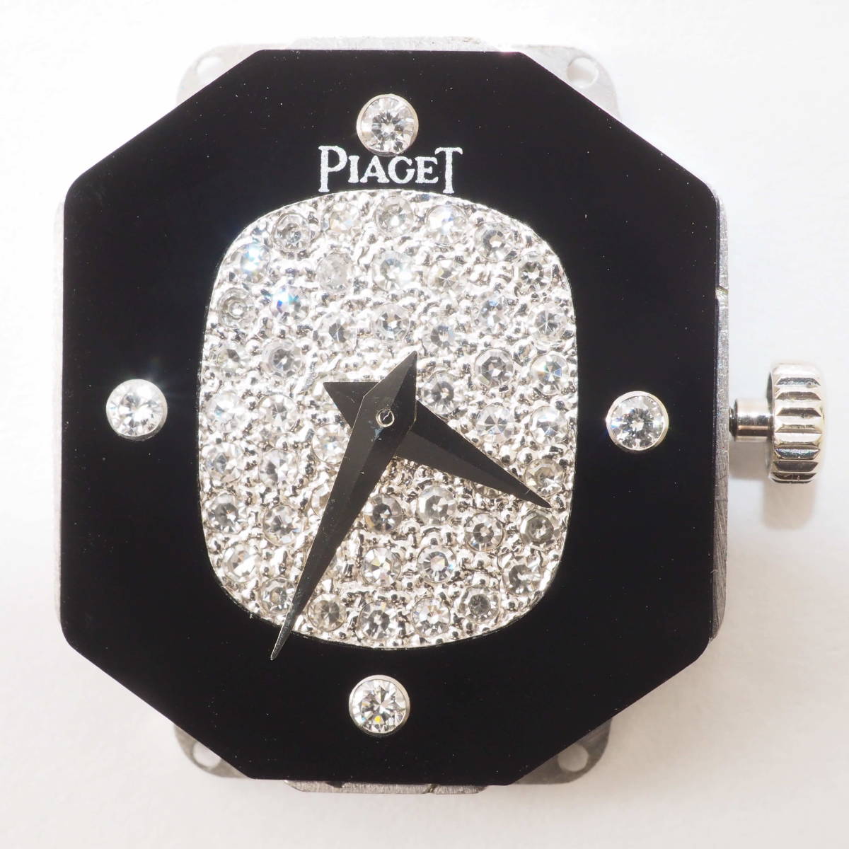 ピアジェ Cal 8P1 PIAGET 10石 2針 クォーツ 黒 ブラック 文字盤+ムーブメント 82027-DT8(ピアジェ)｜売買された ...