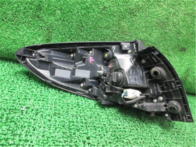 トヨタ 純正 C-HR ZYX10 右テールランプ 81550-10392 P91500-23015398(テールライト)｜売買されたオークション情報、yahooの商品情報をアーカイブ公開 ...