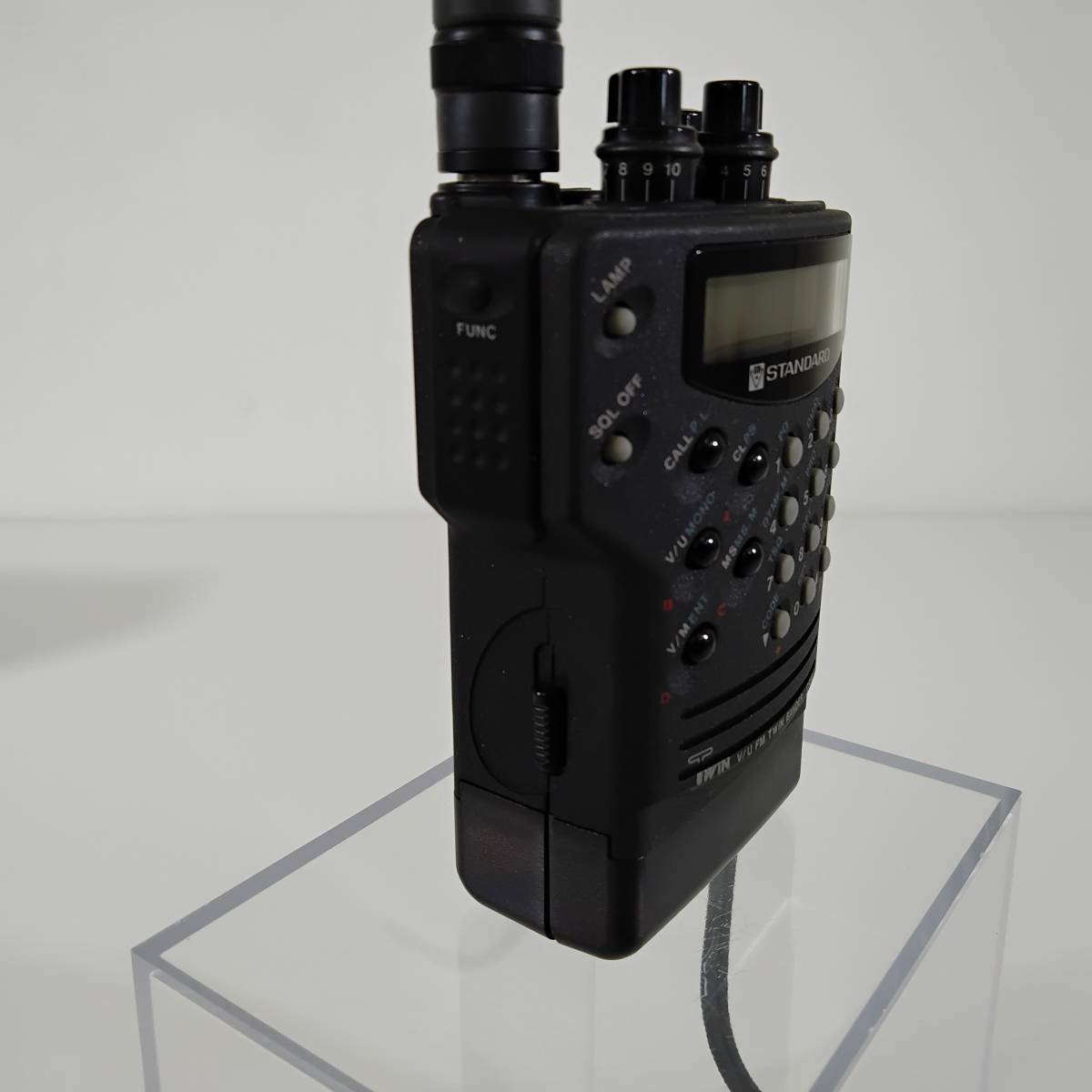 STANDARD スタンダード ツインバンド トランシーバー C550 無線機 HANDY TRANSCEIVER / バッテリーチャージャー ...